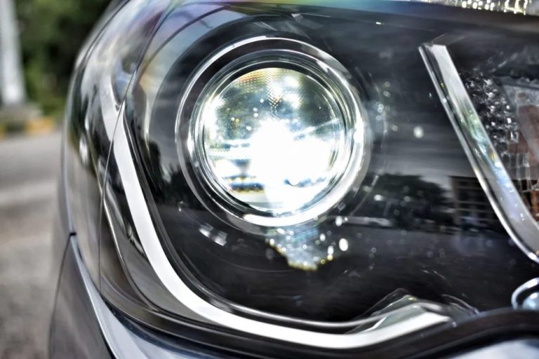 What Are HID Headlights? - Seaways Kenya Limited